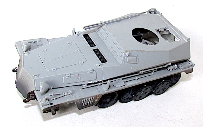 Montage : Sd.Kfz.253 w/Pz.Kpfw.I Turret 1/35 Mix Dragon/Italeri